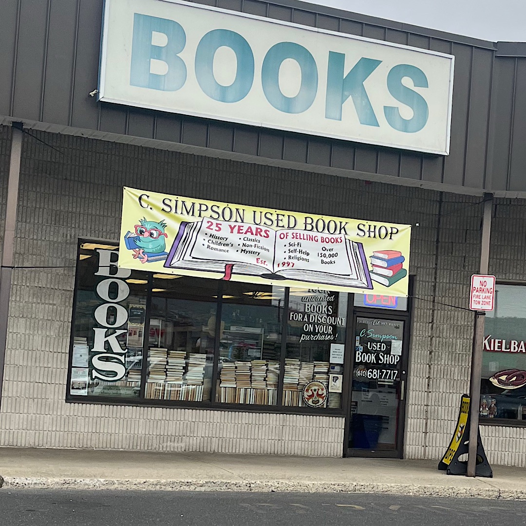 Bookstore Review: A visit to C. Simpson – Parisian Phoenix Publishing
